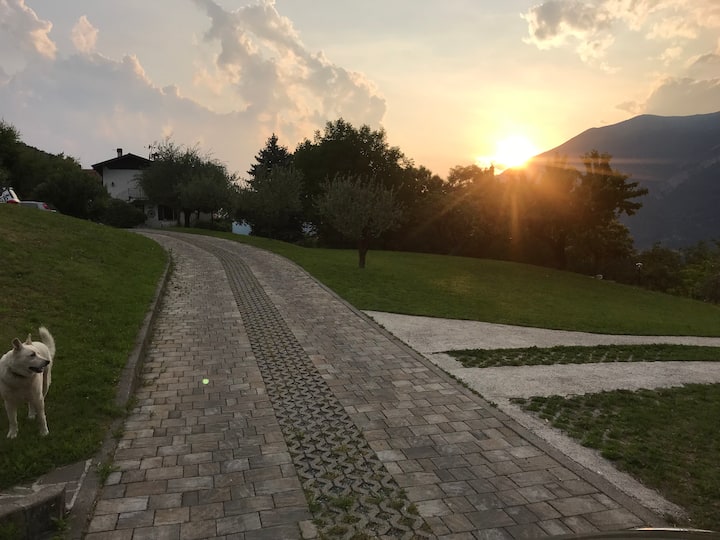 Relax Tra Lago E Monti - 벨라조