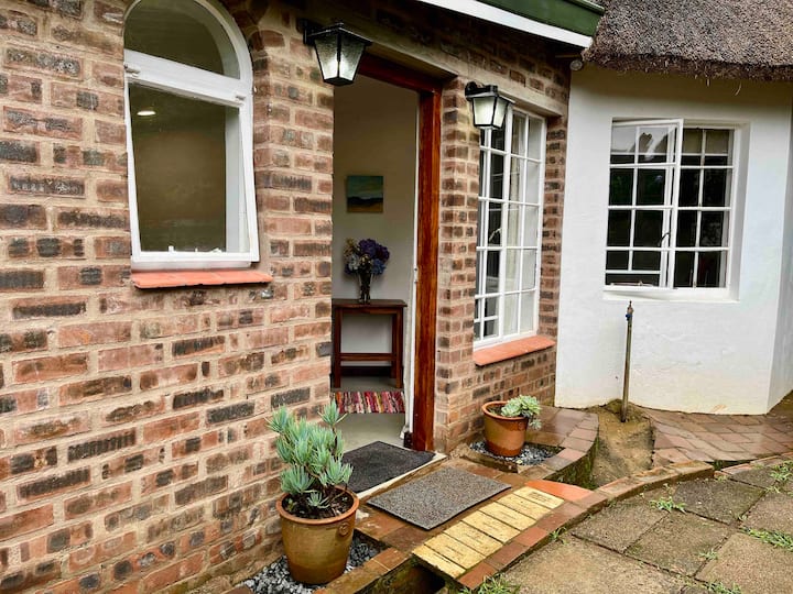 Woodcroft Rondavel On River - Howick