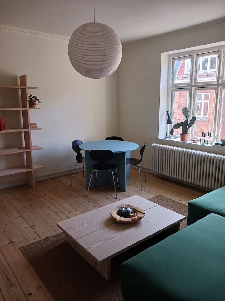 Hyggelig Lejlighed Med Altan - Aarhus