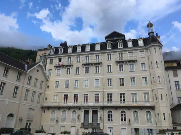 Grand T4 85m² Coeur De Ville Tout Confort - Bagnères-de-Luchon