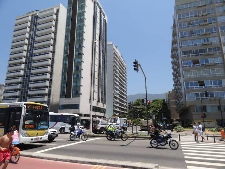 Leblon 4 Quartos Quadra Praia Com Piscina Aquec. - 리우데자네이루