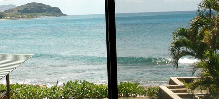 Ocean Front Bamboo Compound Makaha Studio, Lower - Mākaha, HI