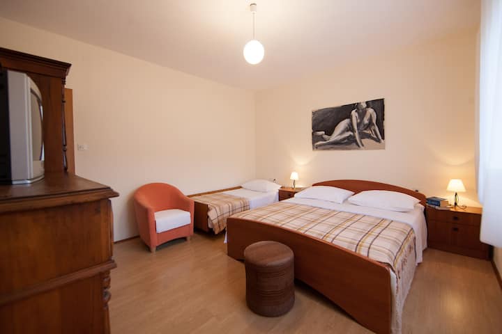 Apartment Tramontana - Komiža