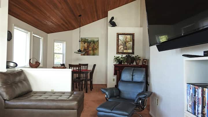 Pebble Beach Retreat Rm1 - Crescent City, CA