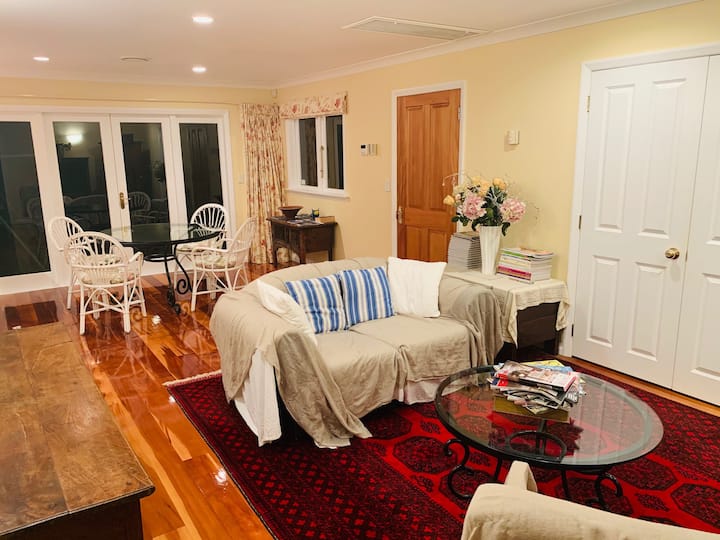 Luxurious Home Away From Home - Palmerston North