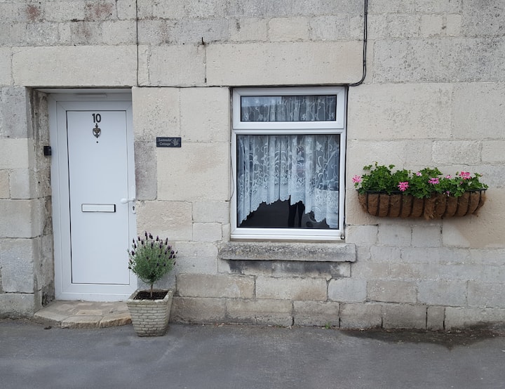 1888 Portland Stone Cottage - Weston