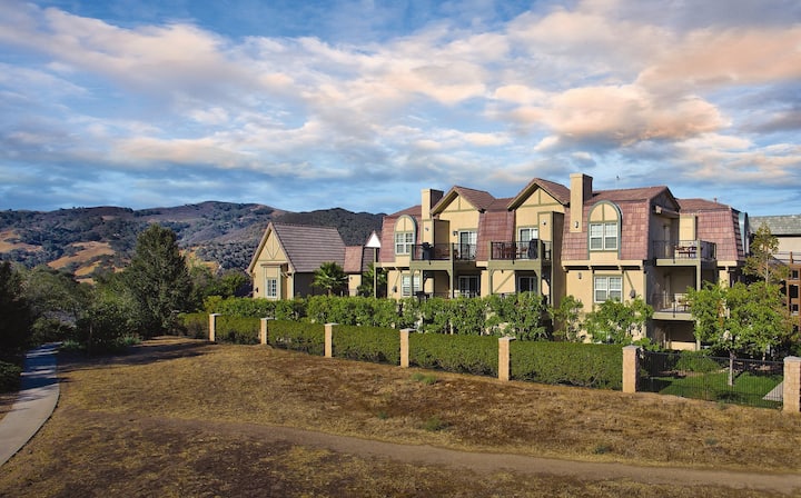 Cute Danish 2 Bedroom Unit In Beautiful Solvang! - Solvang, CA