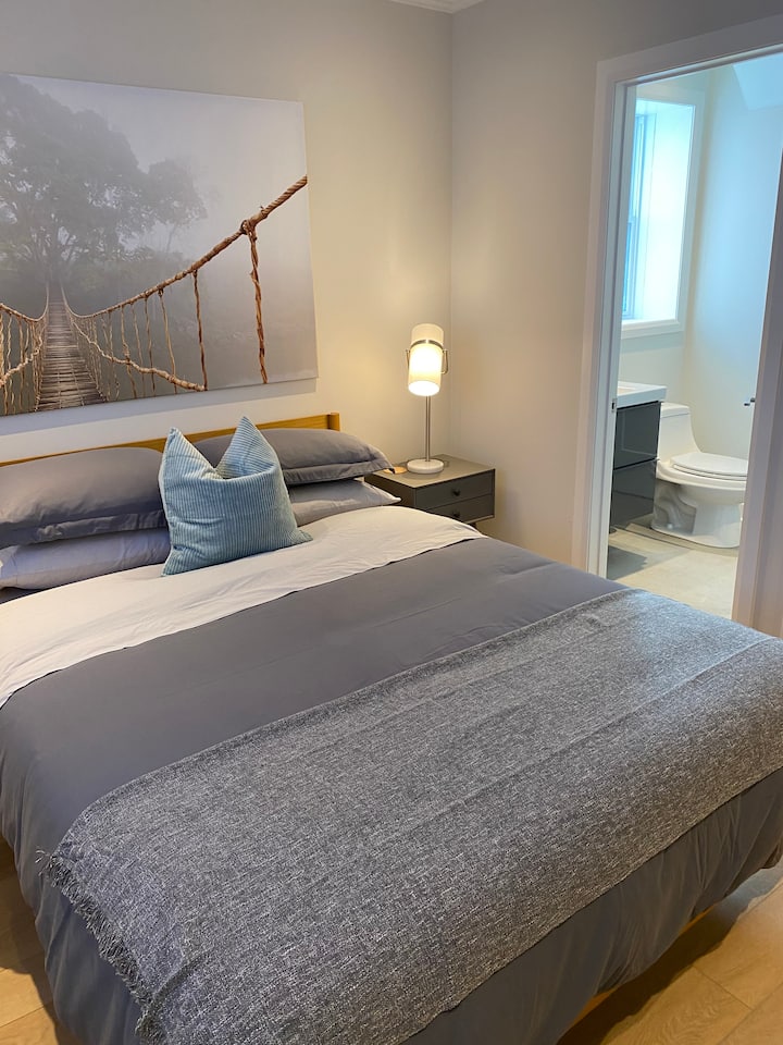 Hawkesbury Convenient, Clean And Secure Location - Hawkesbury