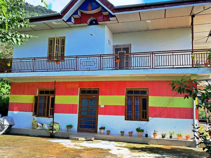 Luxurious Bungalow W/ Wi-fi + Private Bathroom - Bir