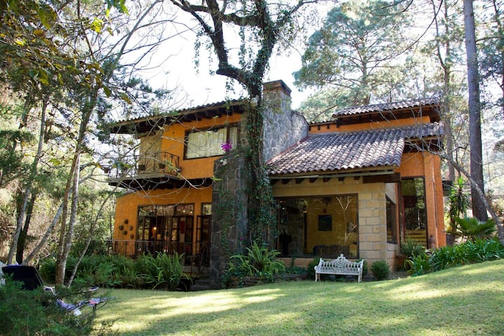 Hermosa Casa En  Valle De Bravo/avándaro - Valle de Bravo