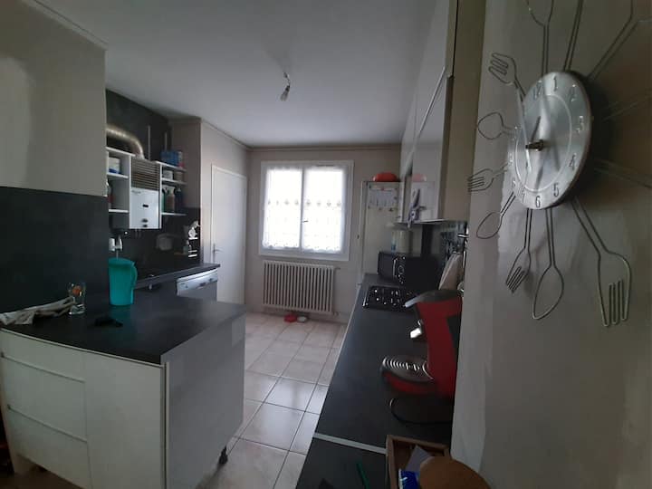 Chambre Privée Dans Appartement Partagé, à Blois - Blois