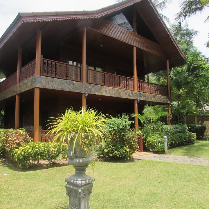 Perfect Thai Life - Baan Laem Noi B3 - パンガン島