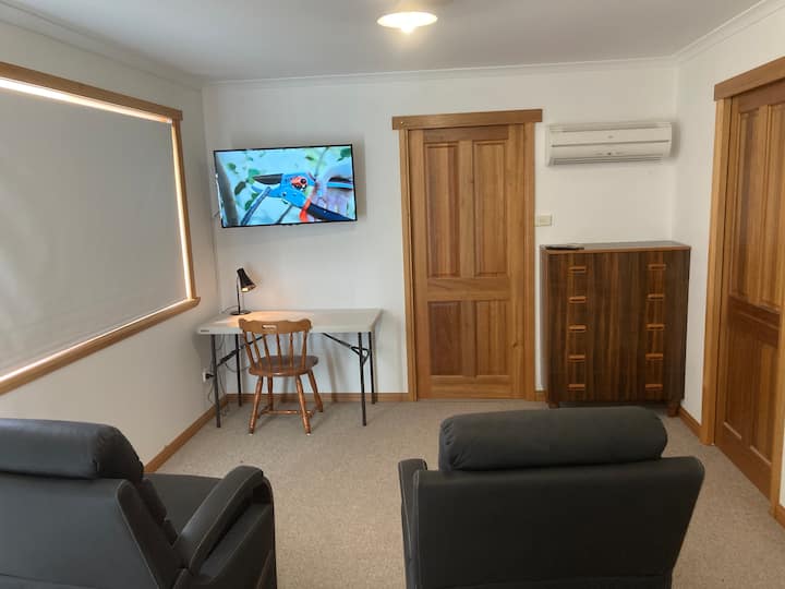 Granny Flat - Launceston