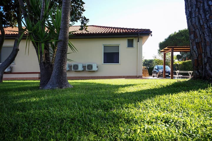 Livingapple Beach - Rubens - Minturno