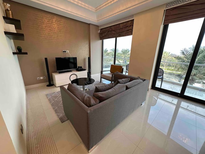 Luxury One Bedroom Apartment - Manama