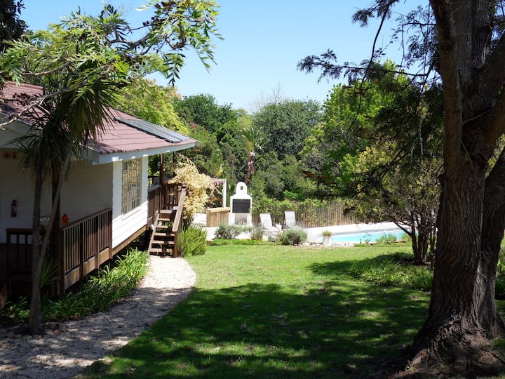 Your Cozy Self-catering Cottage 1 - Knysna