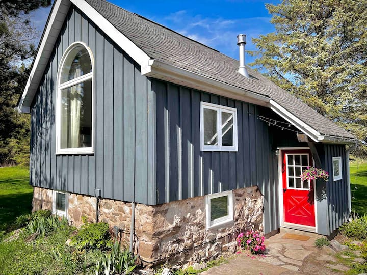 Character-filled Farm Guest House On 8 Acres - Caledon
