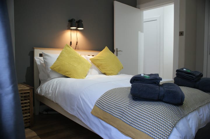 Royal Mile, City Centre Flat - Edinburgh