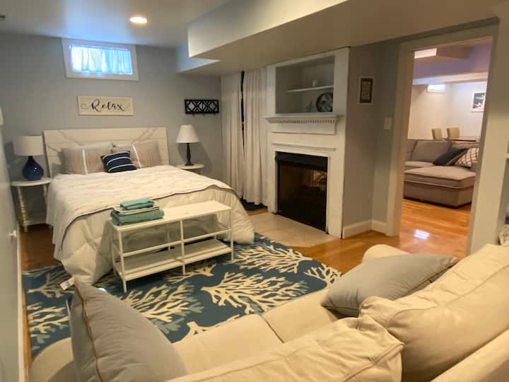Walk To Stadium & Downtown - Private 900sf Suite - Annapolis, MD