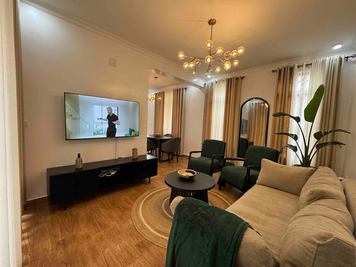 Nzuri Nest -Queen - Rwanda