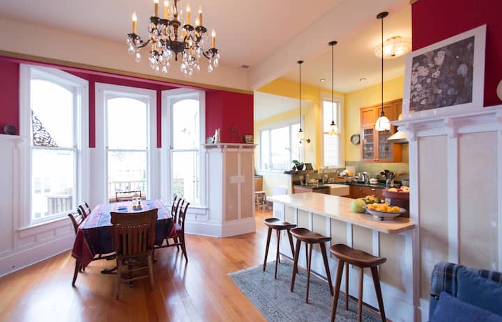 Gorgeous Victorian, Trendy Mission - San Francisco, CA