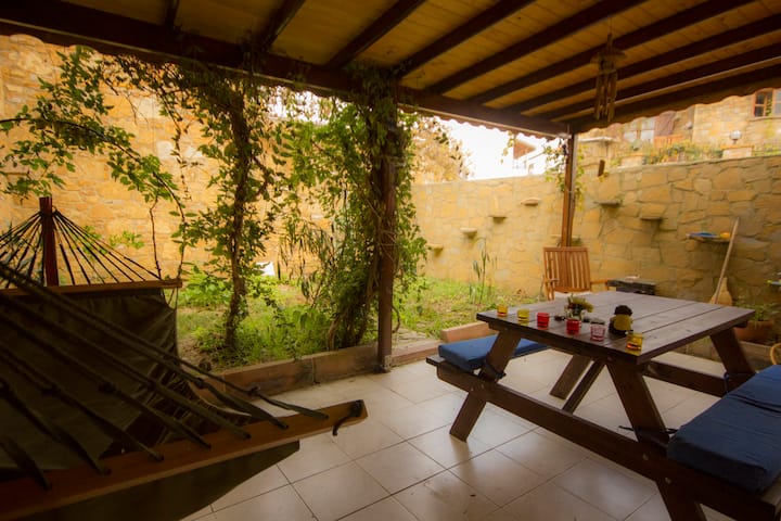 Traditional Stone House With Garden - Gökçeada