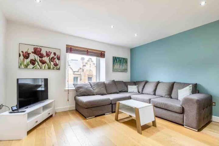 Ingram Street 2 Bedroom 2 Bathroom Modern Flat - Glasgow