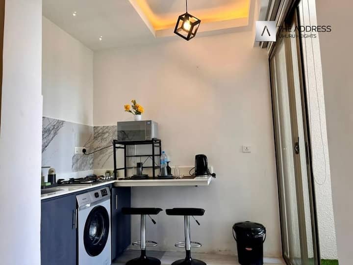Luxurious Downtown Studio Apartment - Dar es Salaam