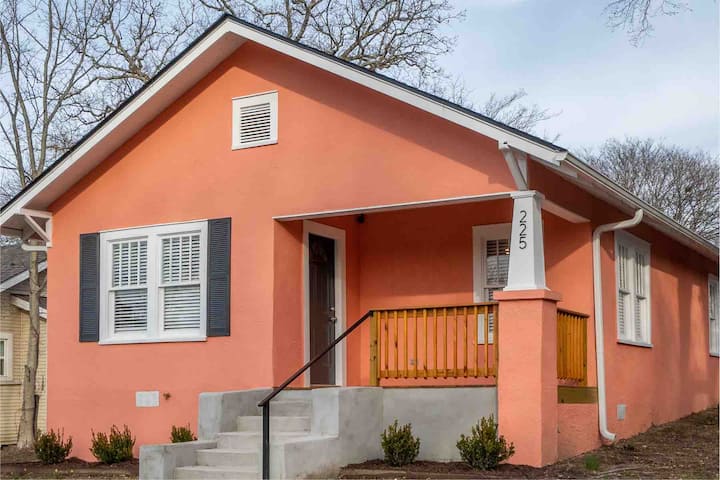 The $Martmoney - Walk To Oaklawn Racing & Casino! - Hot Springs, AR