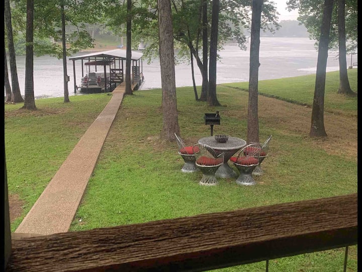 Hideaway Lakefront Cabin Pets Okay 400ftshoreline - Malvern, AR