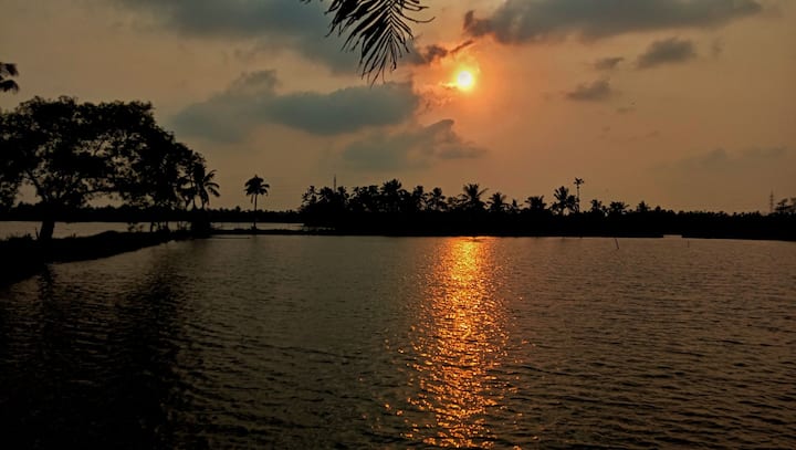 Guest House At 6500/- - Kochi