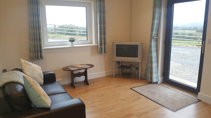 Apartment With Private Pool Sleeps 5 - Ireland