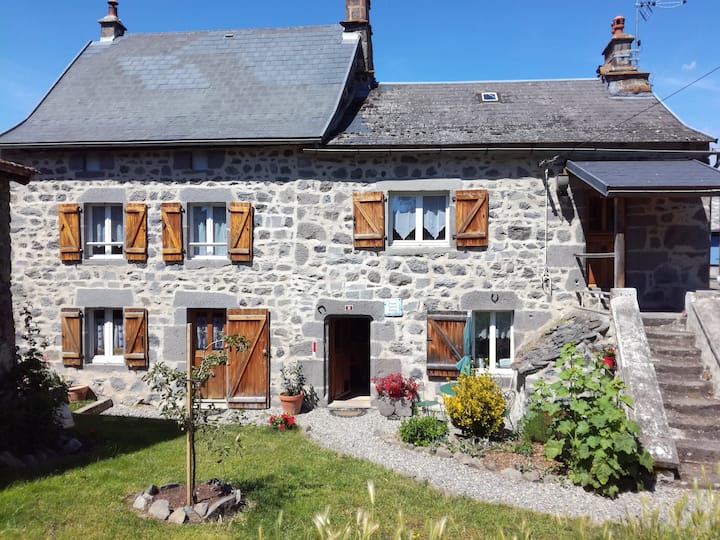 Maison Typique De Moyenne Montagne - Saint-Nectaire