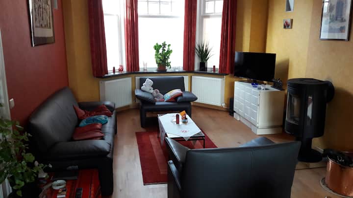 Maison Sympa+beau Jardin+petit-déjeuner+vélos. - Geraardsbergen