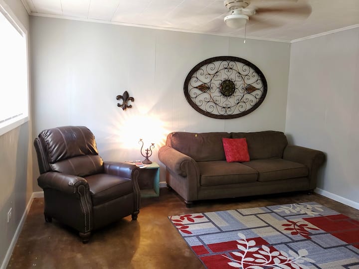 Adorable Affordable Comfortable For Work Or Travel - West Monroe, LA