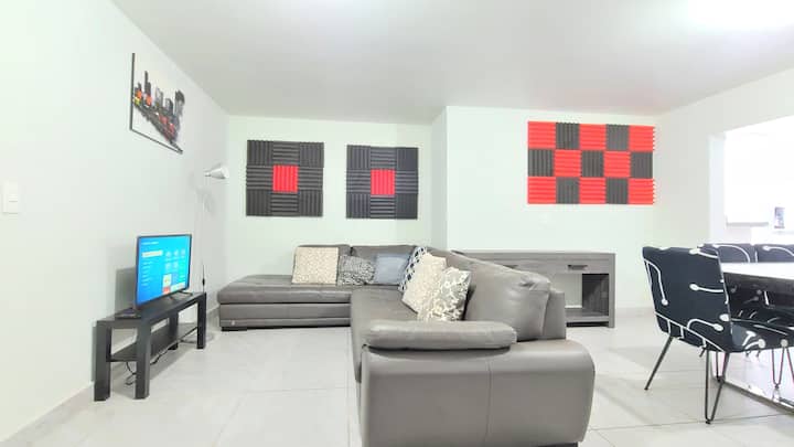 Modern & Safe House 3br/3ba Private Entry - Tijuana