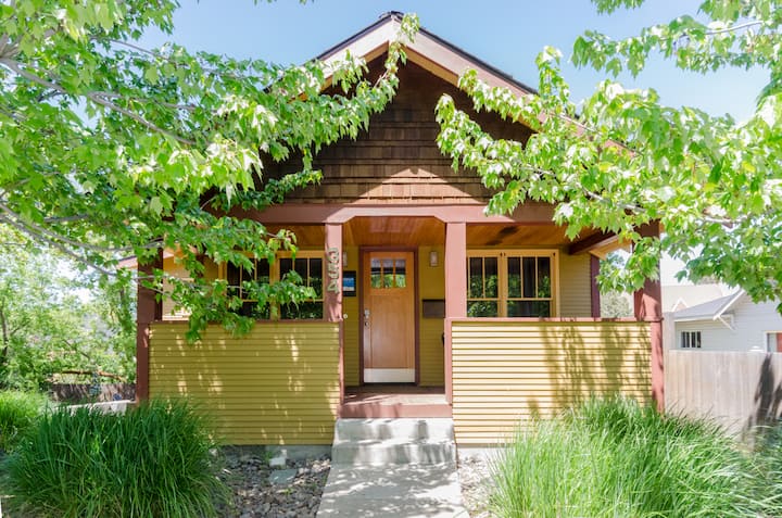 Lucinder - Modern historic home, views, Downtown - Houses for Rent in ...