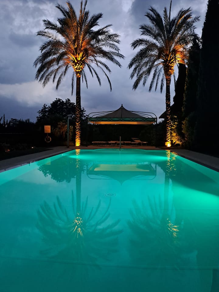 Lovely Flat With Fantastic Pool, Peaceful Place - Garda