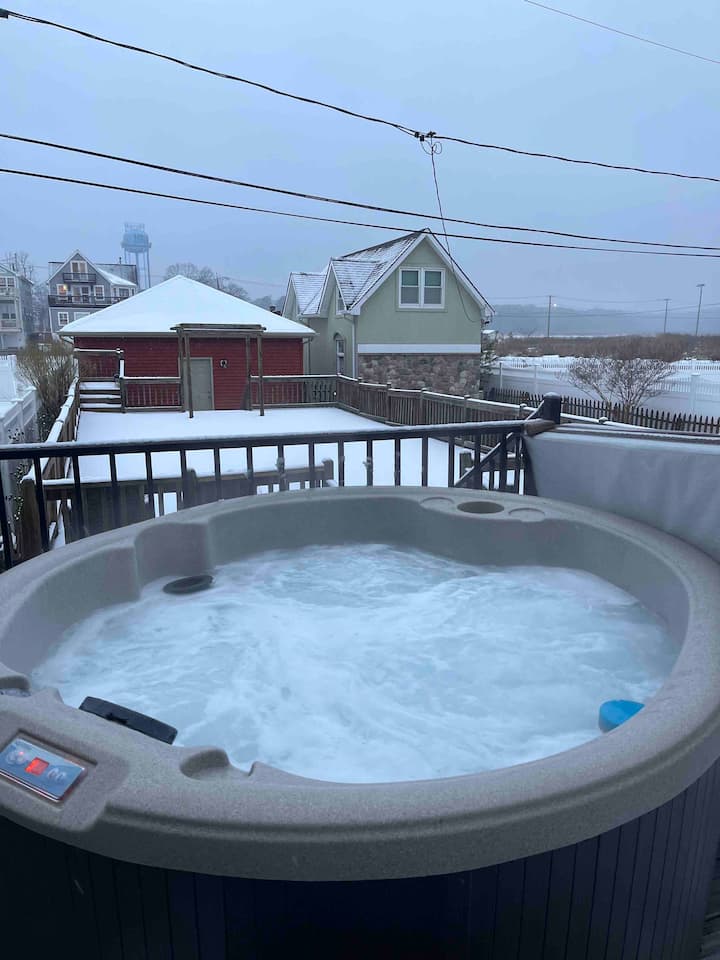 Waterfront, Dog-friendly, Hot Tub, Peleton, Bikes - North Beach, MD