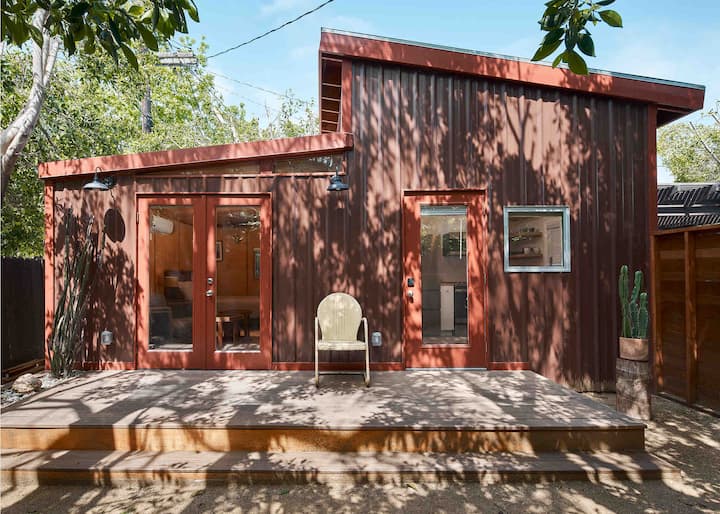 Highland Park Hideaway - Los Angeles, CA