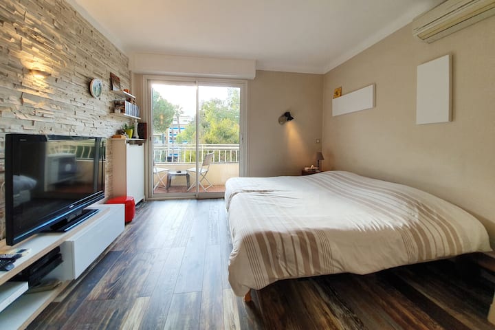 Cosy | Grand Studio Type Loft | Wifi |  Vue Mer - Auribeau-sur-Siagne