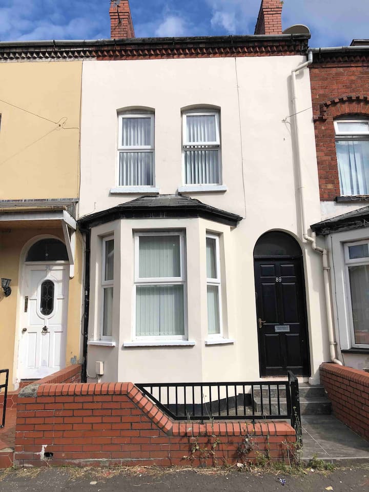 New Cosy Home 89 Cavendish St (Sleeps 6) - Belfast