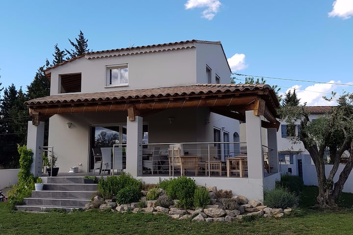 Maison Tempérée Jacuzzi  15mn Festival D'avignon - Sorgues