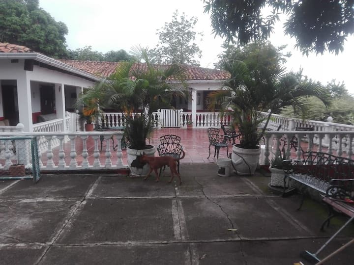 Josevillagolconda - Colombia