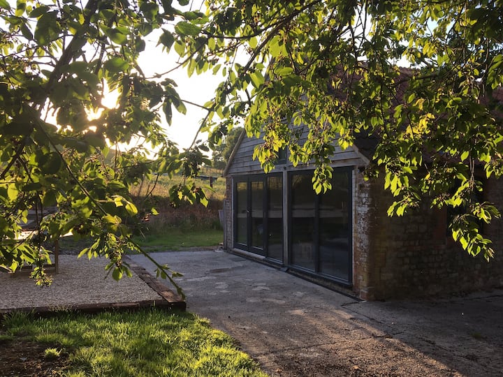 New Barn Conversion - Warminster