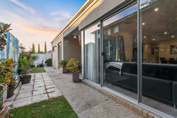 An Amazing Place For Everyone - Point Cook