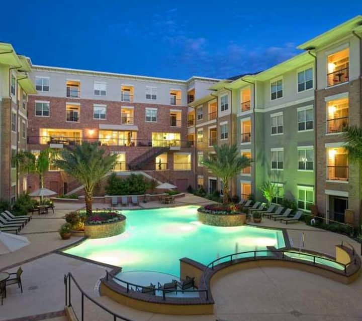 A Retreat In The Heart Of Houston - Nrg/med Center - Houston, TX