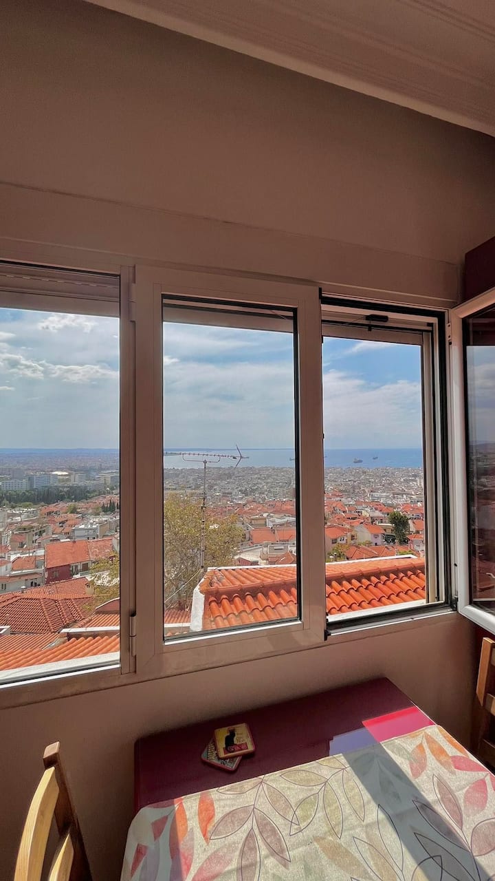 Απέραντη θέα - Thessaloniki