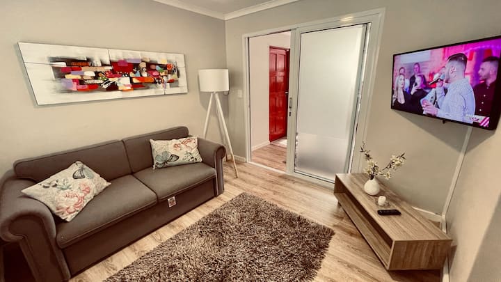 Cozy Apartment For Two With Free Wifi And Parking - Knysna