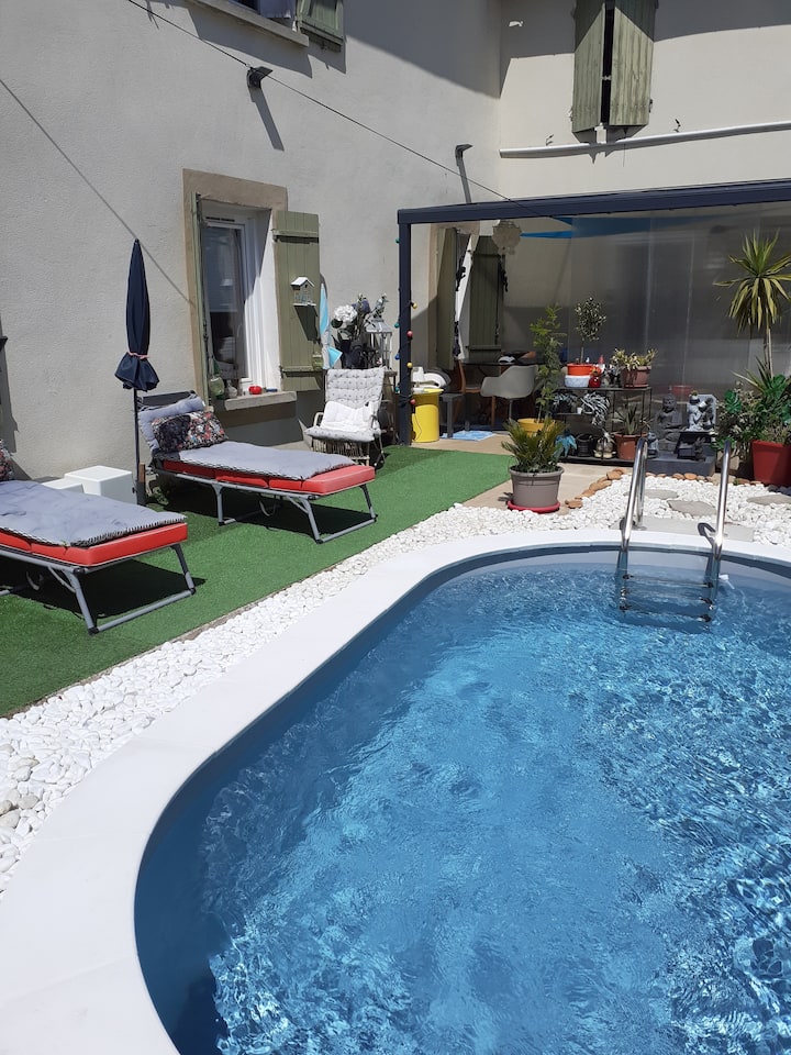 Sorgues  Chez Lo - Sorgues